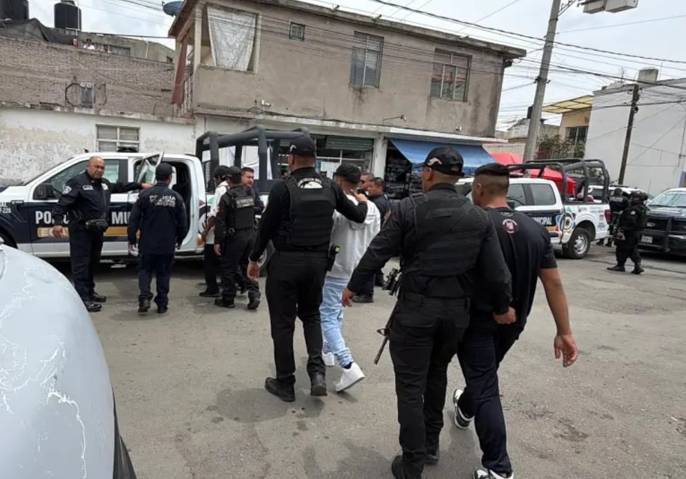 Ecatepec asegura más de 100 tomas clandestinas de agua en operativo Neptuno