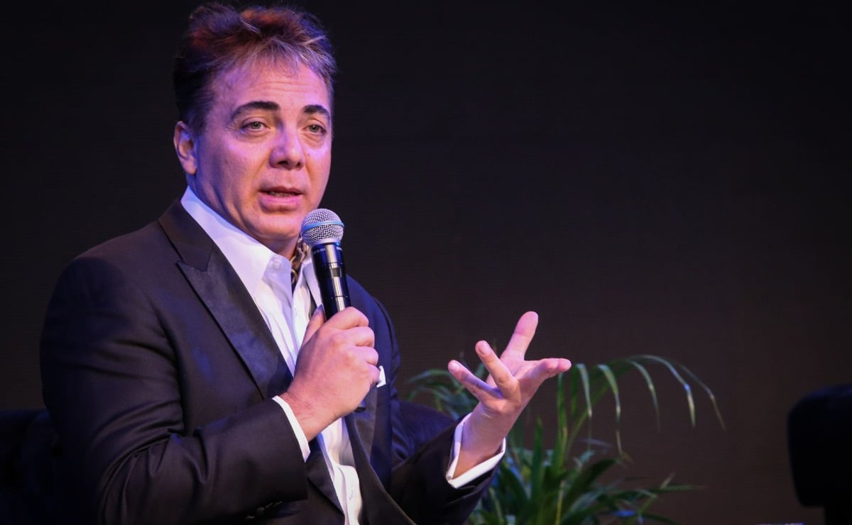 Famosa actriz recuerda el día que dejó a Cristian Castro vestido y ...
