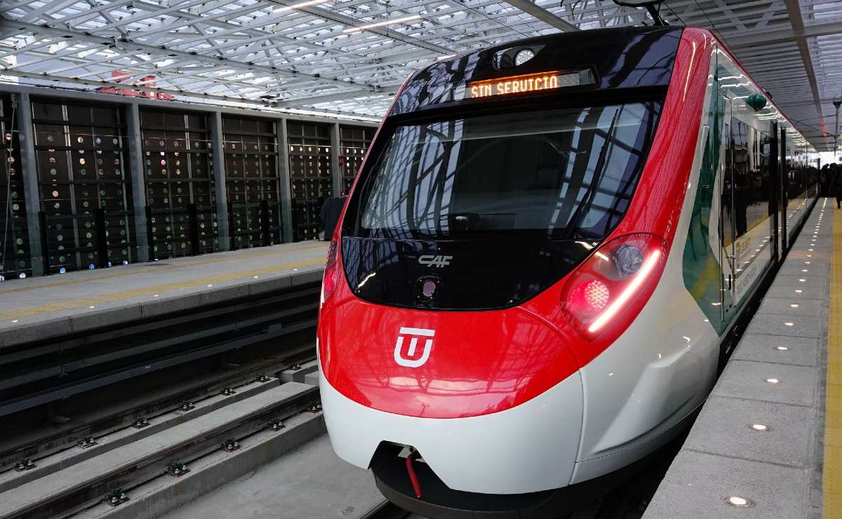 Roban autos en el estacionamiento del Tren Interurbano “El Insurgente”