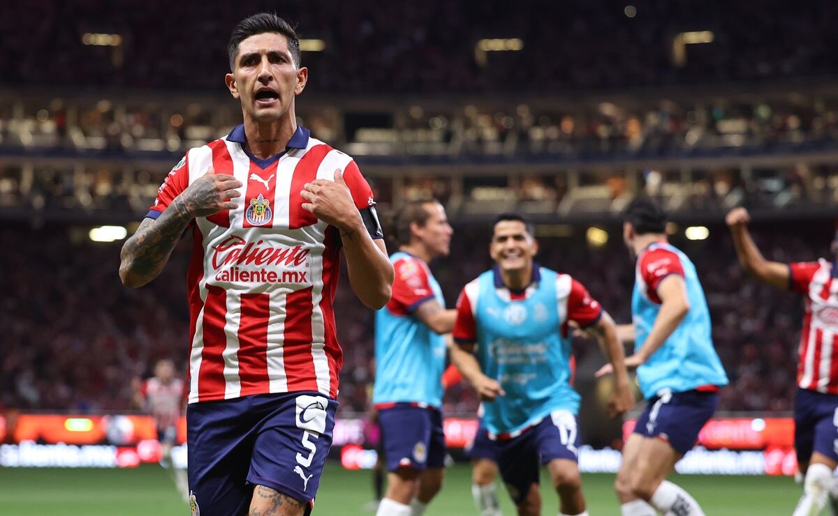Chivas celebra su aniversario 118 con victoria sobre Toluca en la Ida de los Cuartos de Final